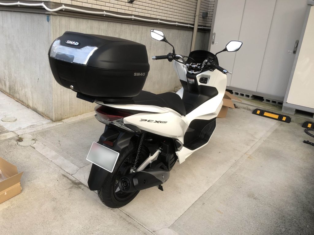 PCX150にSHAD(SH-40)のトップケースとリアキャリアの取付け | スキーときどきバイク